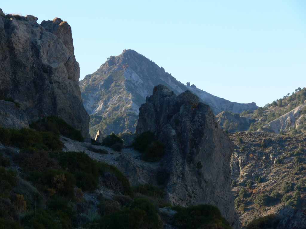 Sierra Nevada - Rincones - 2 -: CERRAJON - CERRO DEL MANOLON